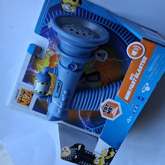 Universal | Toys | Minions Despicable Me 4 Sfx Mini Fart Blaster Toy ...